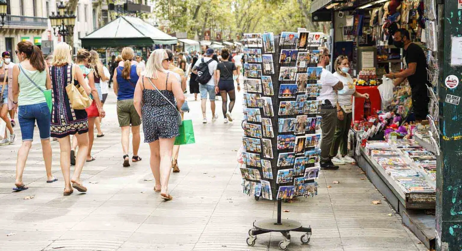 Shopping La Rambla in Barcelona: Best La Rambla Shops - Barcelona Hacks